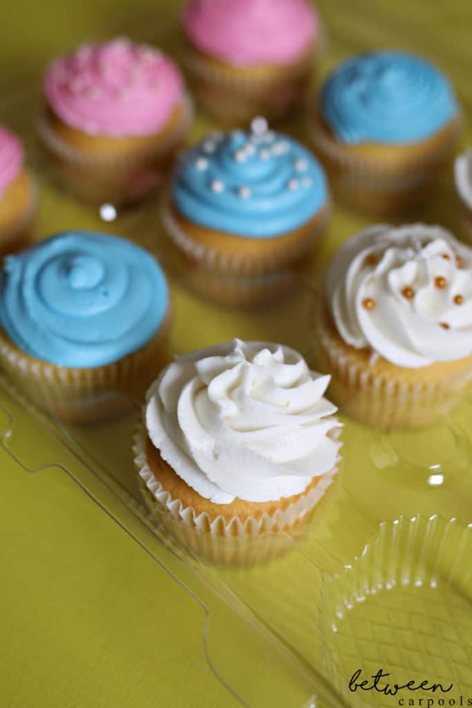 How to Ice a Cupcake and Make a Kid Super Happy - Between Carpools