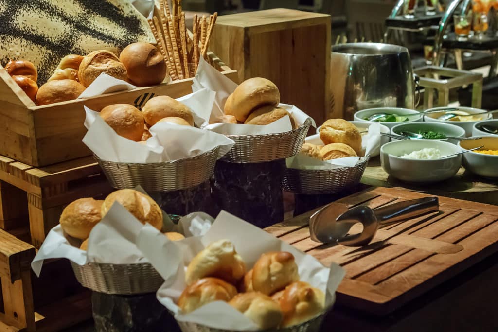 Hosting a Simcha at Home? 3 Things to Keep in Mind - Between Carpools