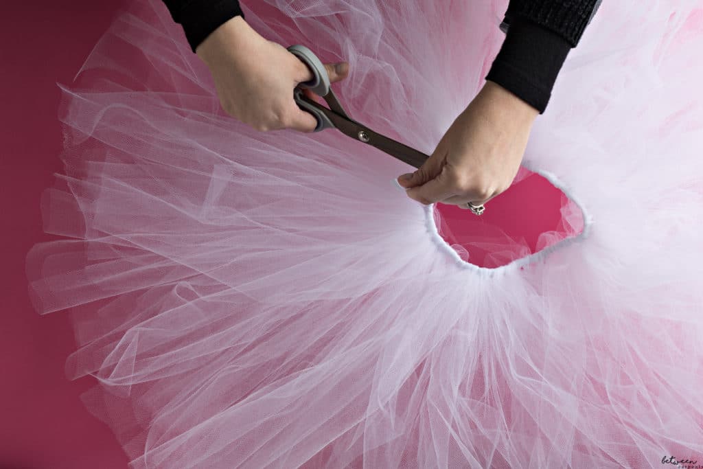 How to Make a Tutu - Between Carpools