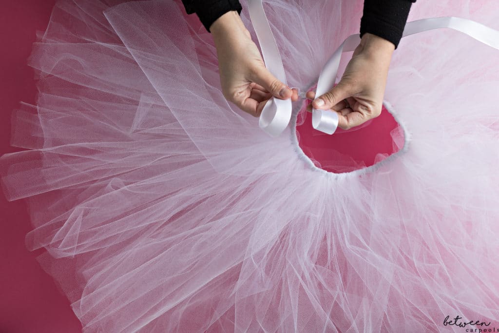 How to Make a Tutu - Between Carpools