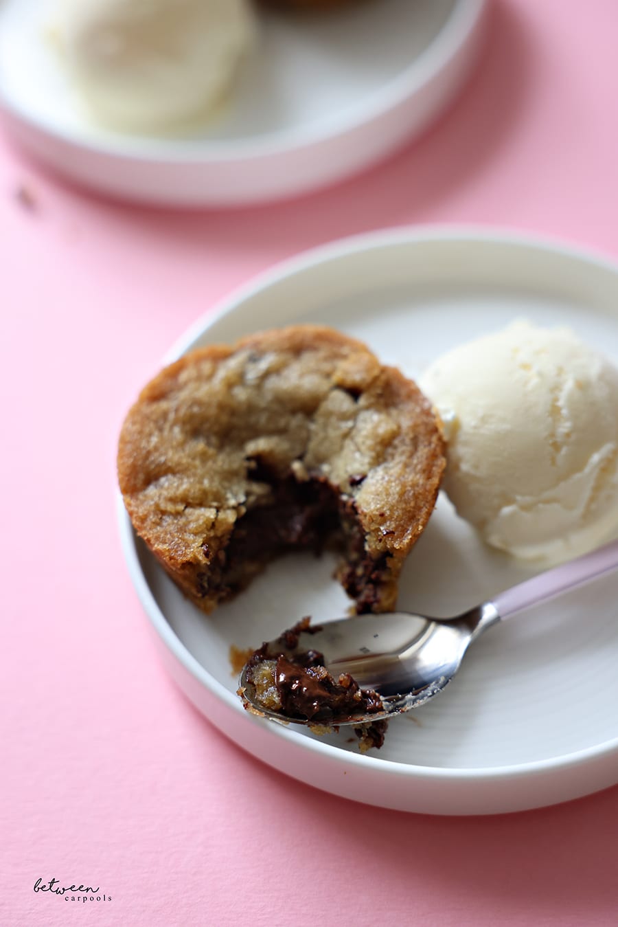 This Easy Molten Cookie Dessert Hack Takes Minutes to Prepare - Between ...