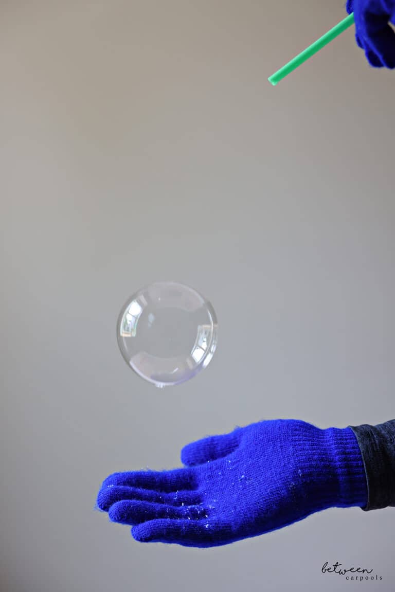 How to Make Fun Bouncing Bubbles - Between Carpools