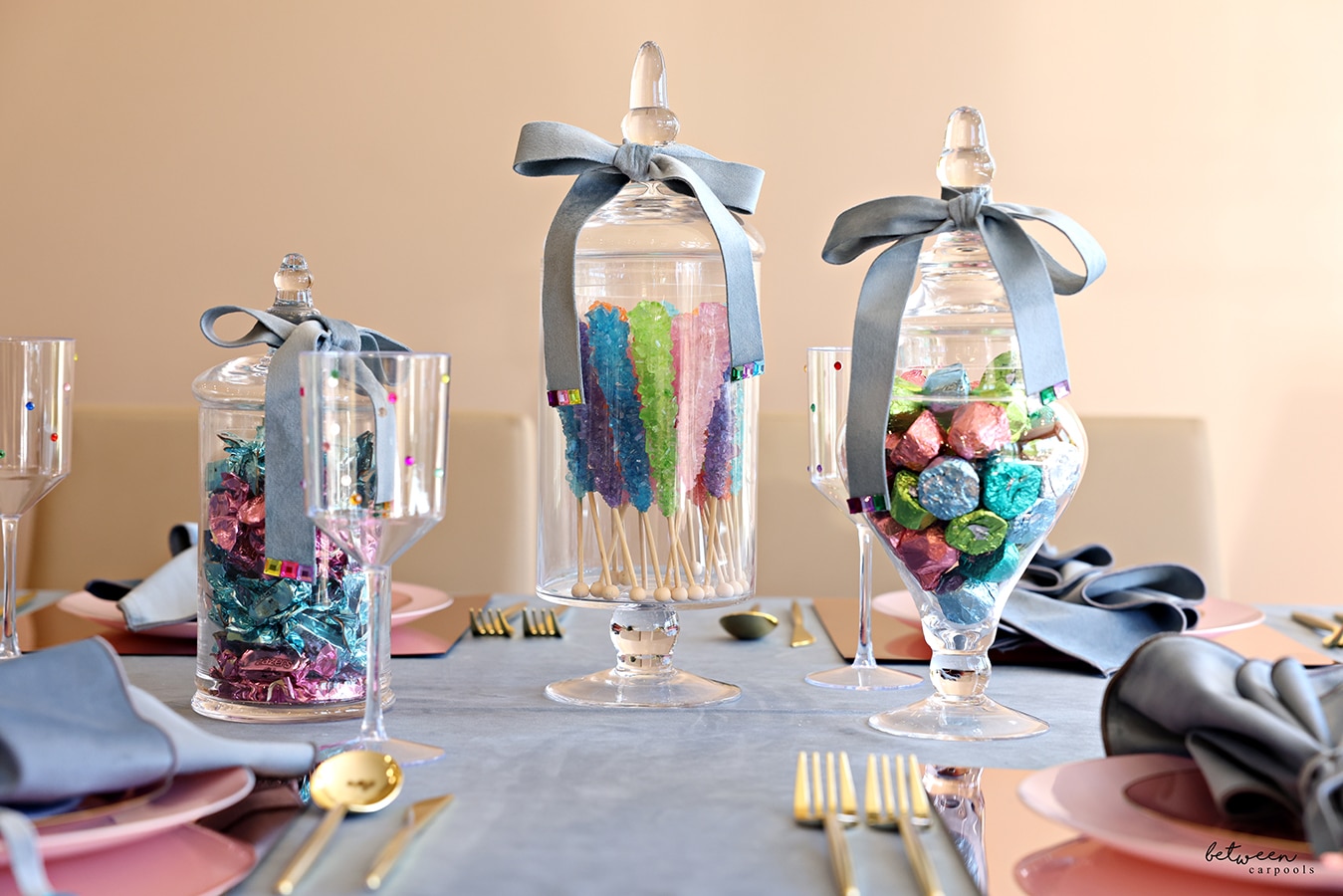 A Beautiful + Fun Seudah Table Setting You’ll Love - Between Carpools